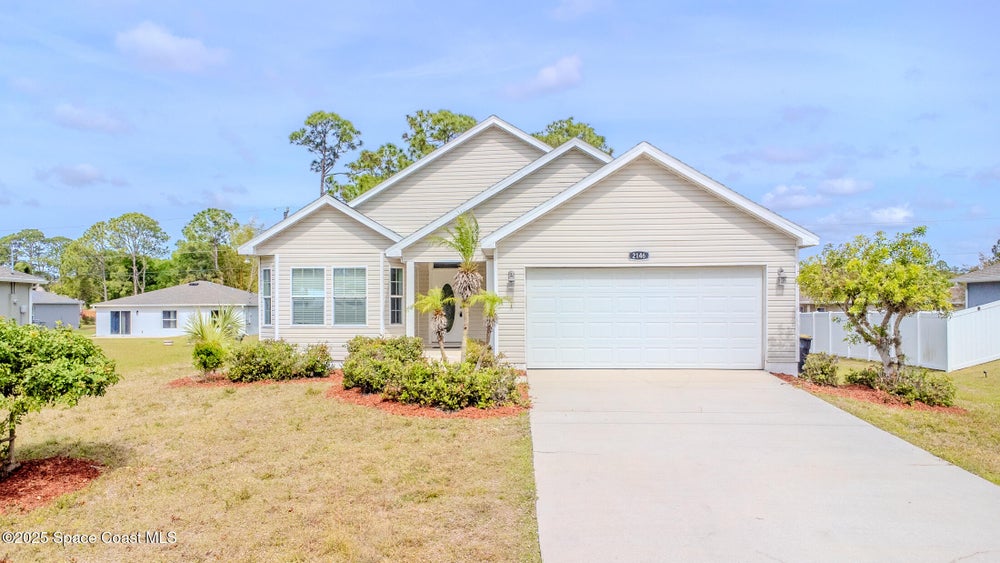 2146 San Filippo Drive Se, Palm Bay, FL 32909 - MLS# 1039737 - Coldwell ...