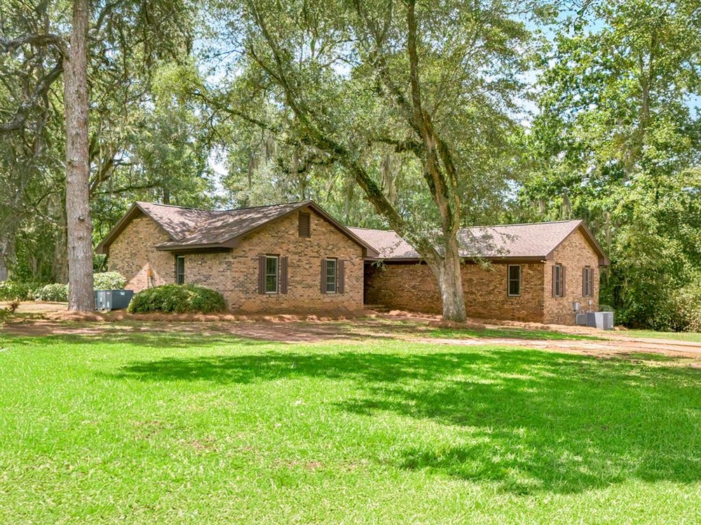 3006 Harvest Lane, Albany, GA 31721 - MLS# 165230 - Coldwell Banker