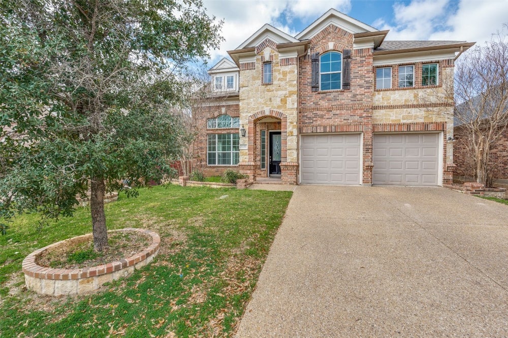 5155 Clydesdale Drive, Grand Prairie, TX 75052 - MLS# 20553479 ...