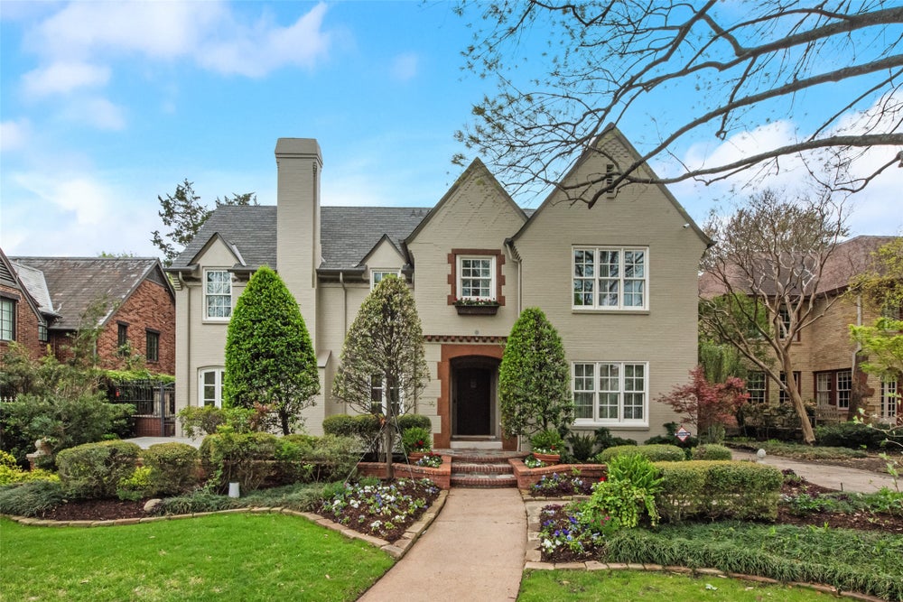 6722 Lakewood Boulevard, Dallas, TX 75214 - MLS# 20886934 - Coldwell Banker