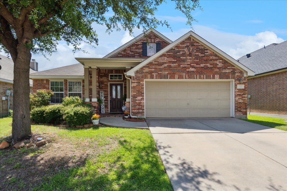 512 Turnstone Drive, Little Elm, TX 75068 - MLS# 20985100 - Coldwell Banker