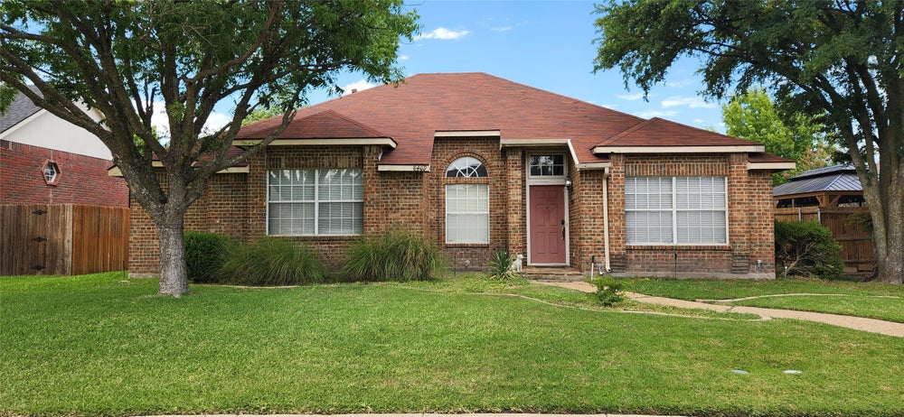 8409 Trail Lake Drive, Rowlett, TX 75088 - MLS# 21016204 - Coldwell Banker