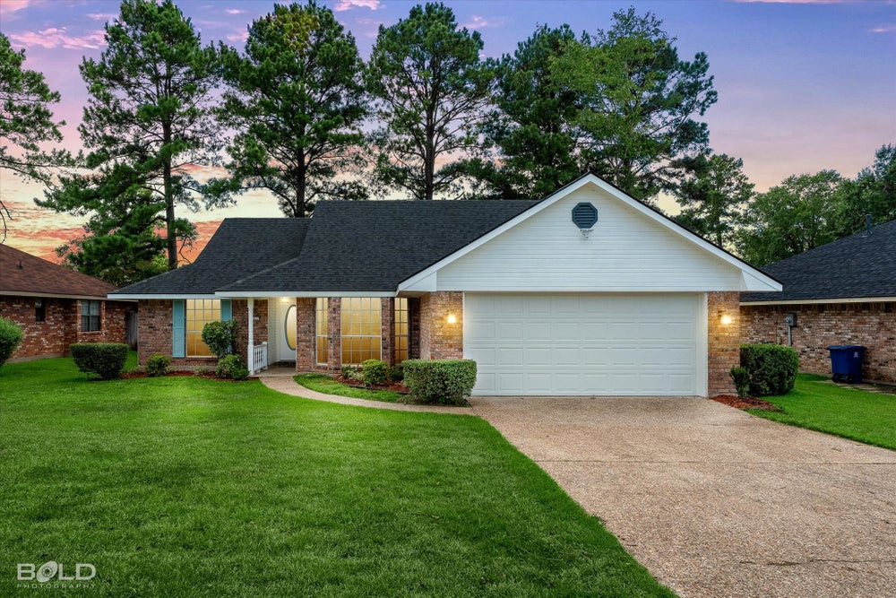 5637 Trevor Drive, Shreveport, LA 71129 - MLS# 21040258 - Coldwell Banker