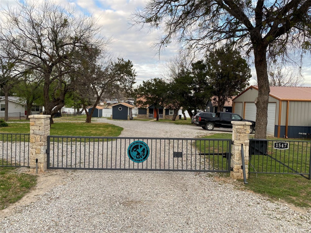 1547 Hummingbird Lane, Possum Kingdom Lake, TX 76449 - MLS# 21122916 ...