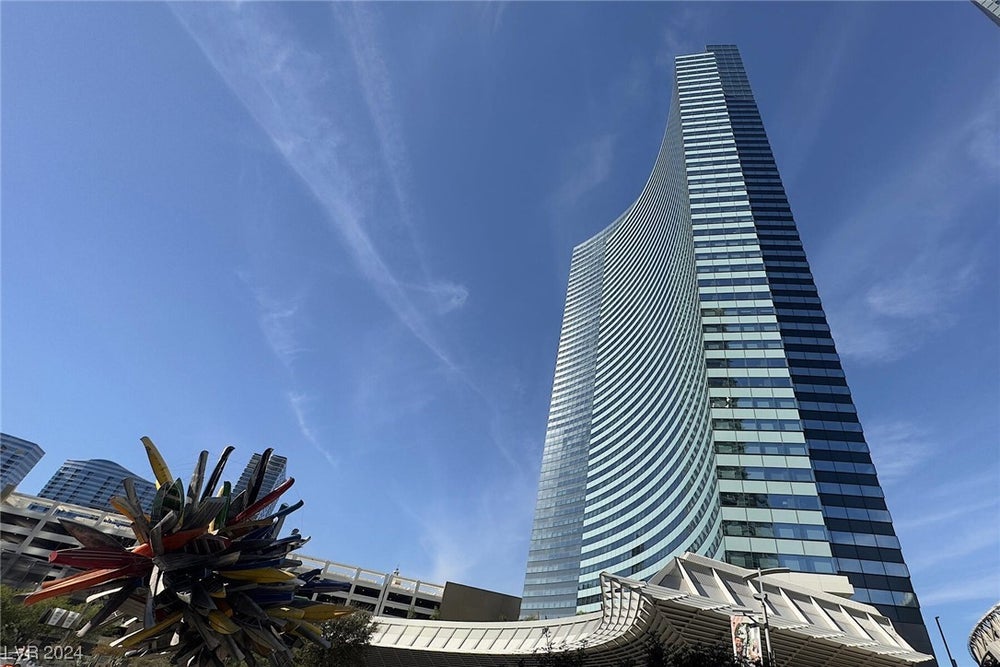 2600 W Harmon Avenue #17039, Las Vegas, NV 89158 - MLS# 2563600 ...