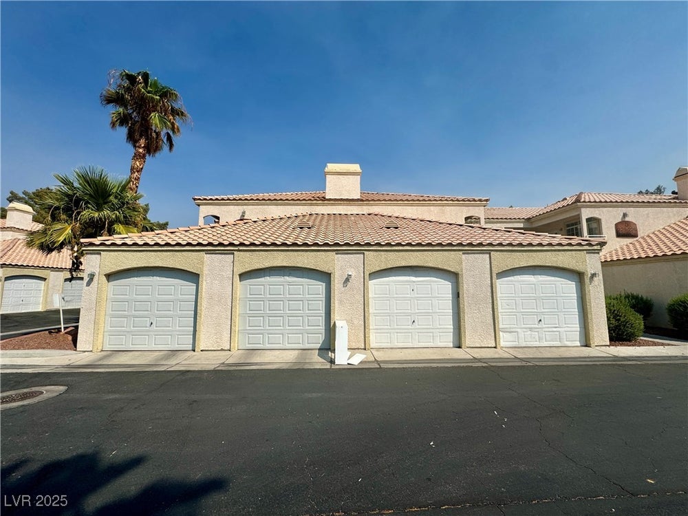 1900 N Torrey Pines Drive #223, Las Vegas, NV 89108 - MLS# 2702523 ...