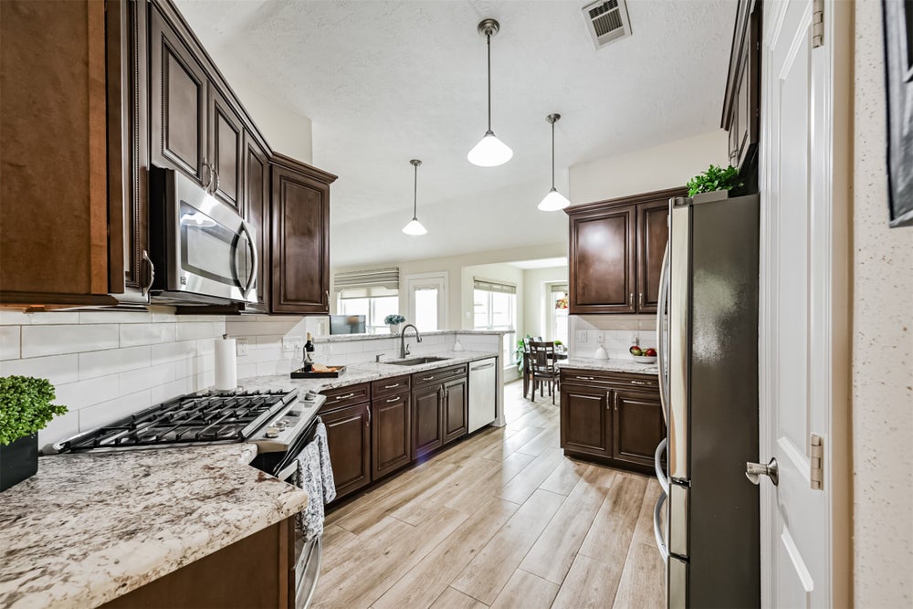 6110 Conlan Bay Drive, Houston, TX 77041 - MLS# 3260998 - Coldwell Banker