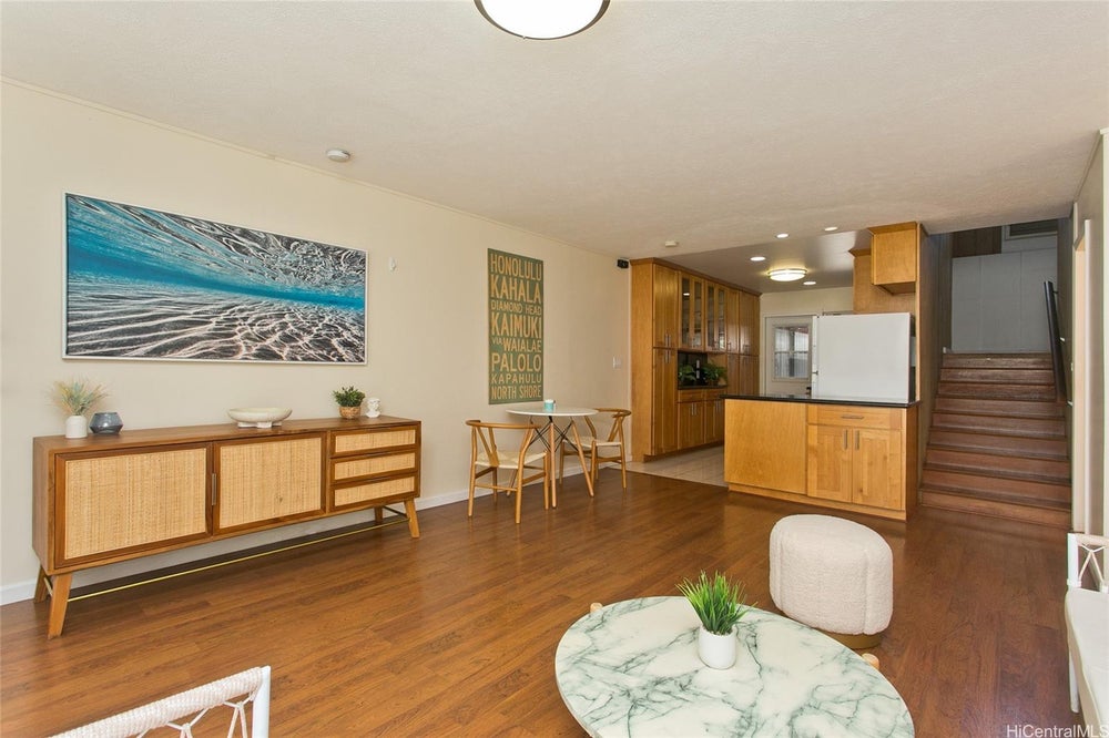 1252C Hunakai Street #15, Honolulu, HI 96816 - MLS# 202309952 ...