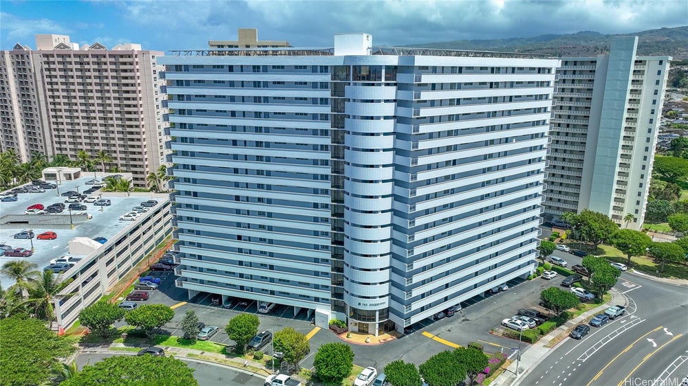 1128 Ala Napunani Street #703, Honolulu, HI 96818 - MLS# 202311084 ...