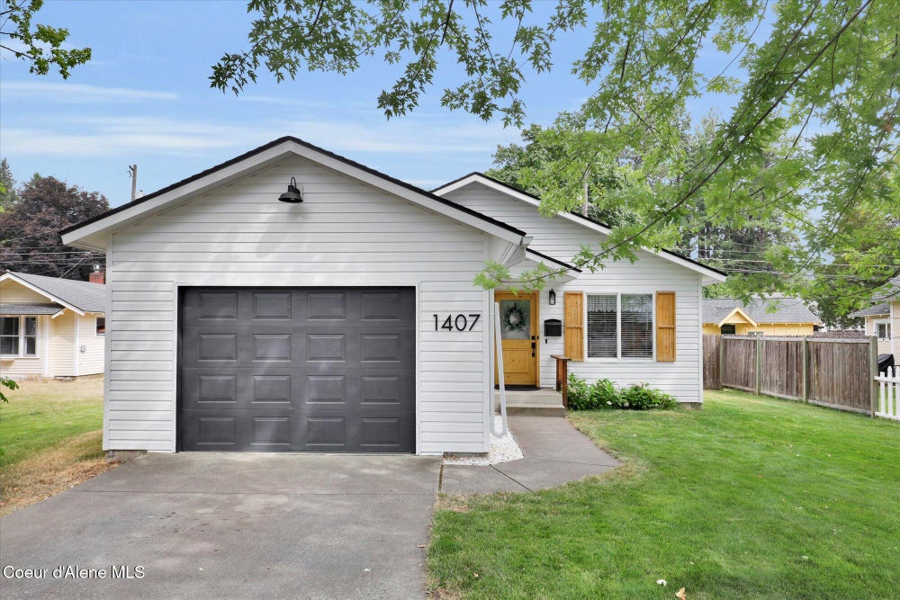 1407 E COEUR D ALENE AVE, Coeur D'Alene, ID 83814 - MLS# 25-6606 ...
