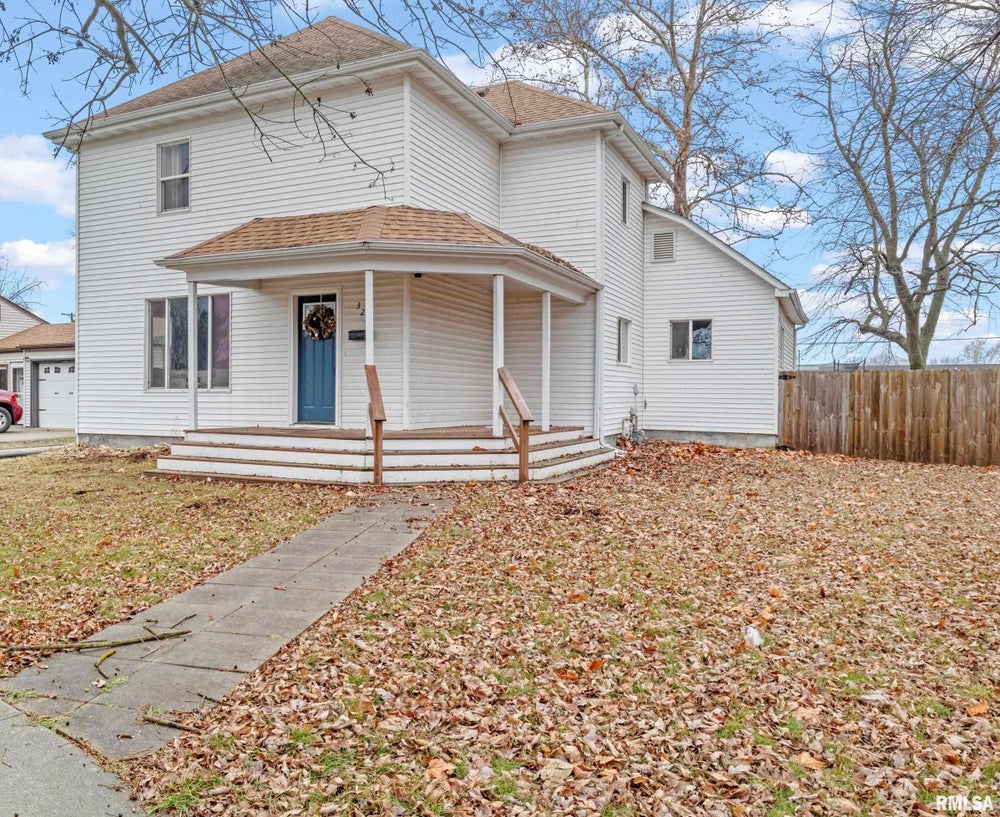 323 W Hill Street, Virden, IL 62690 - MLS# CA1027032 - Coldwell Banker