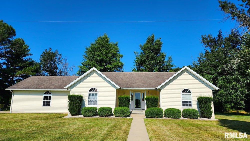 1725 Possum Lane, Centralia, IL 62801 - MLS# EB449731 - Coldwell Banker