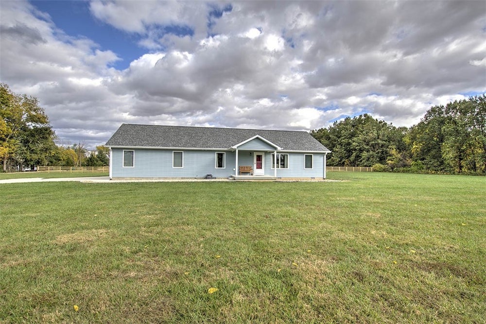 4420 Fort Daniel Road, Decatur, IL 62521 - MLS# 6255682 - Coldwell Banker