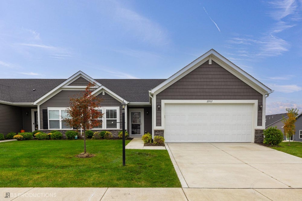 2957 Daintree Way, Valparaiso, IN 46385 - MLS# 540899 - Coldwell Banker