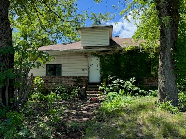 3804 Virginia Street, Gary, IN 46409 - MLS# 805024 - Coldwell Banker