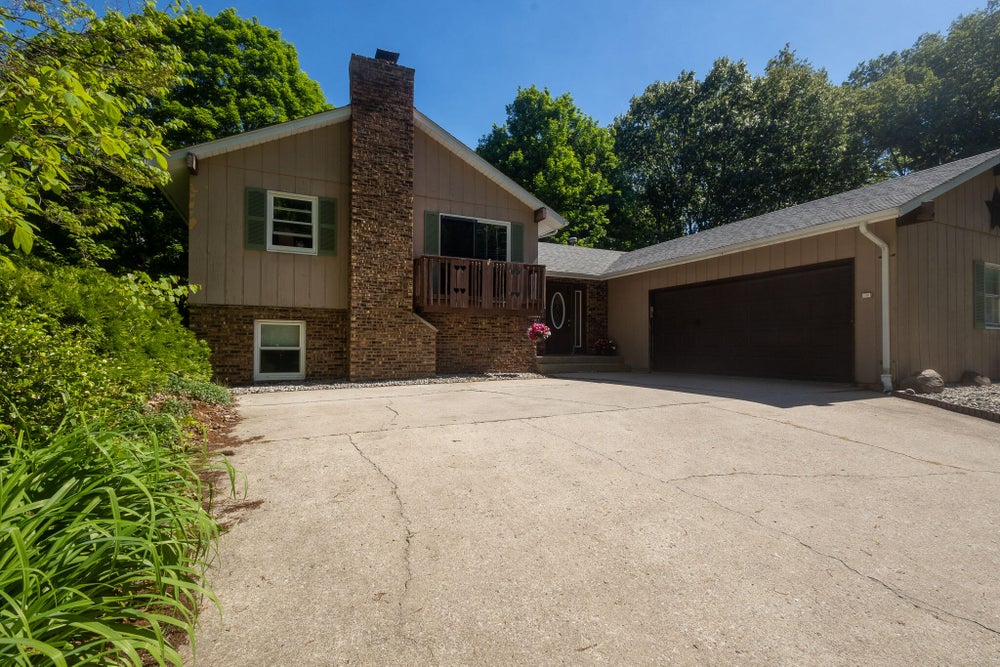 5095 W Schultz Road, La Porte, IN 46350 - MLS# 821867 - Coldwell Banker