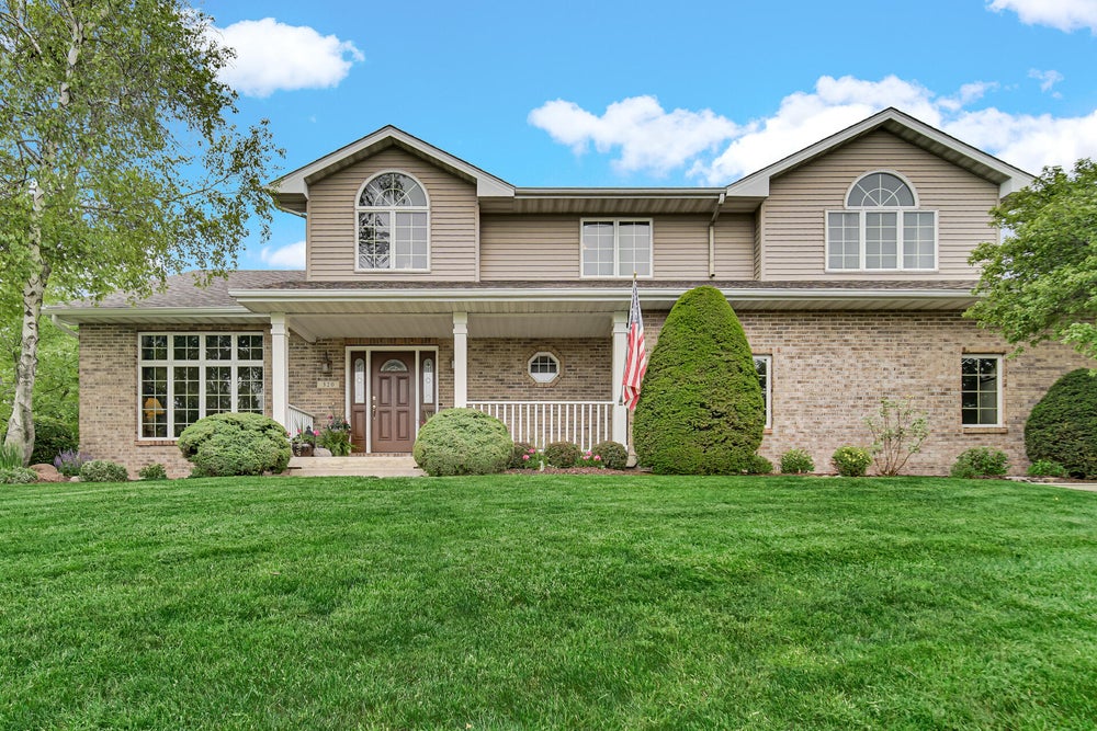 320 Fairfield Drive, Crown Point, IN 46307 - MLS# 822431 - Coldwell Banker
