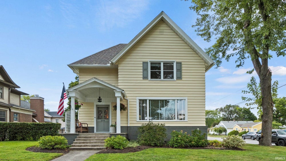 609 N Main Street, Auburn, IN 46706 - MLS# 202431066 - Coldwell Banker