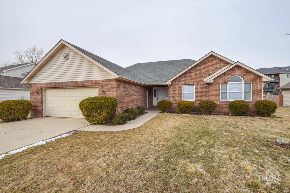 5408 W Wedgewood Lane, Muncie, IN 47304 - MLS# 202504809 - Coldwell Banker