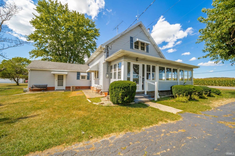 3585 E State Road 38, New Castle, IN 47362 - MLS# 202535421 - Coldwell ...