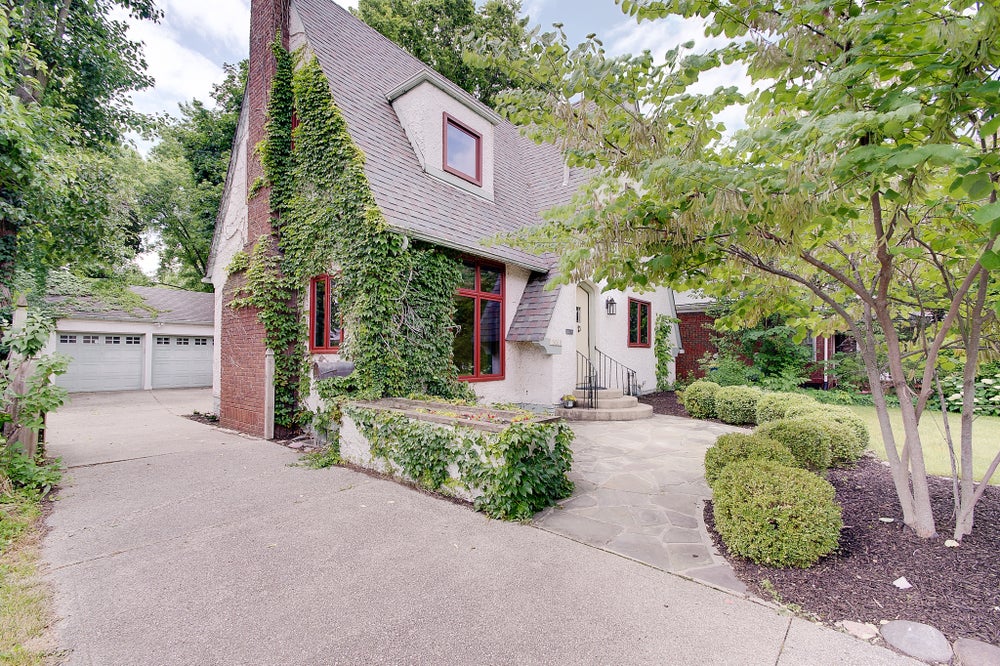 6060 N Park Avenue, Indianapolis, IN 46220 - MLS# 21926928 - Coldwell ...