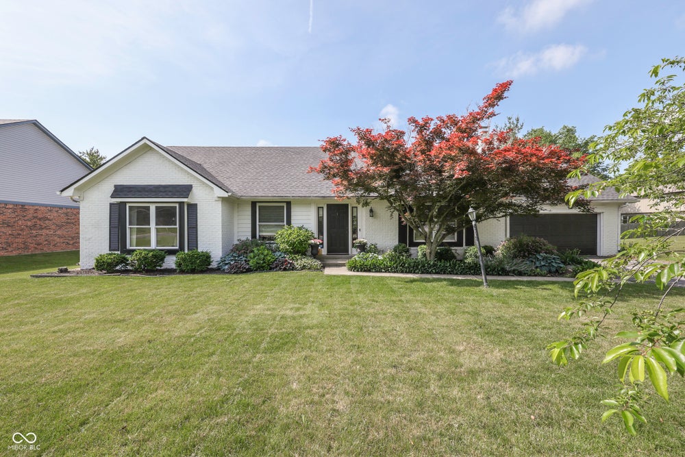 824 W 146th Street, Carmel, IN 46032 - MLS# 21978352 - Coldwell Banker