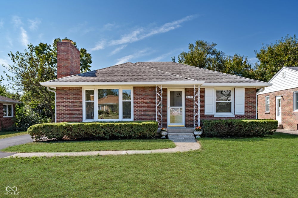 5425 E 11th Street, Indianapolis, IN 46219 - MLS# 21999186 - Coldwell ...