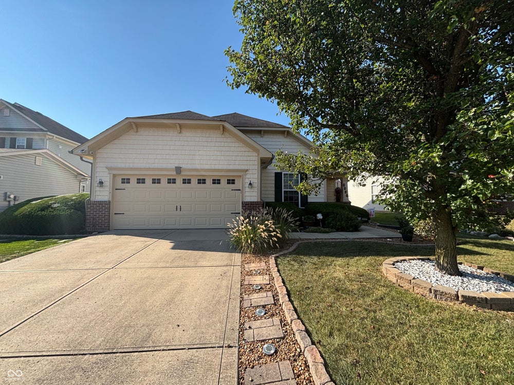8031 Cole Wood Boulevard, Indianapolis, IN 46239 - MLS# 22059866 ...