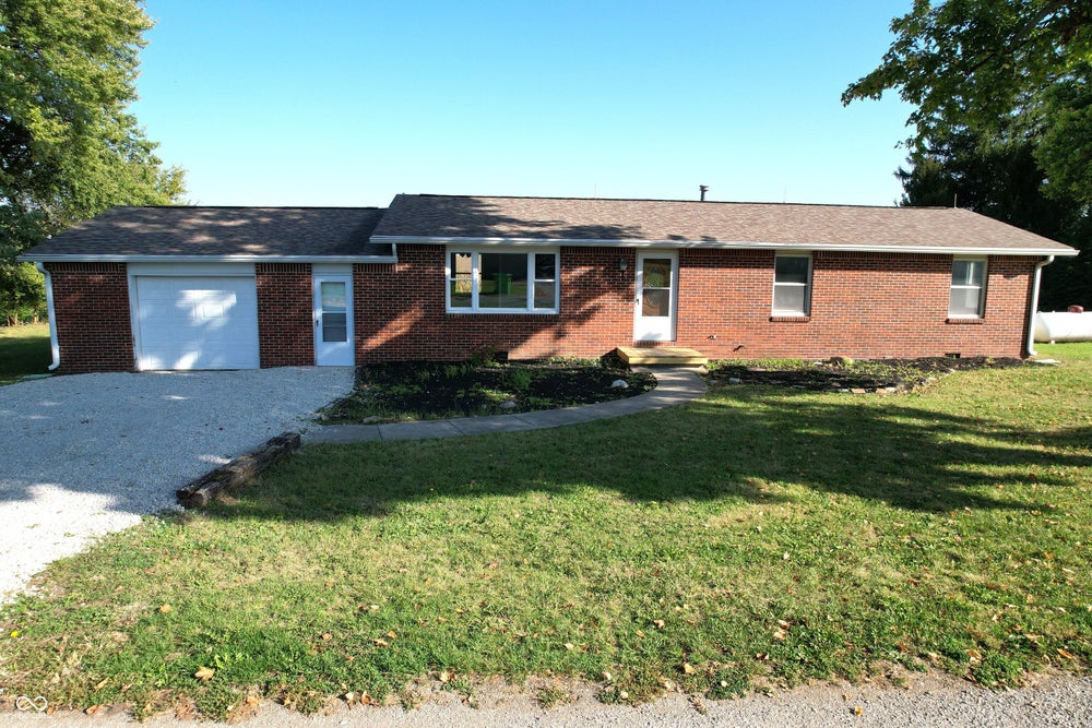 106 W Detchon Street, New Richmond, IN 47967 - MLS# 22065678 - Coldwell ...