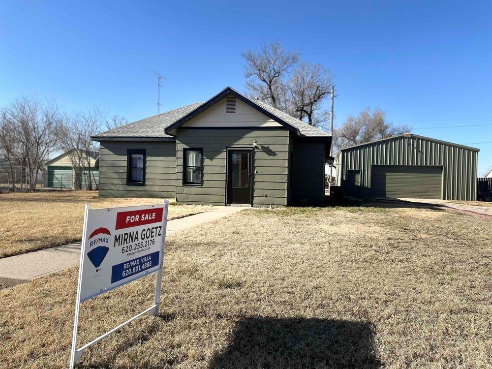 305 Crawford St, Ensign, KS 67841 - MLS# 14750 - Coldwell Banker