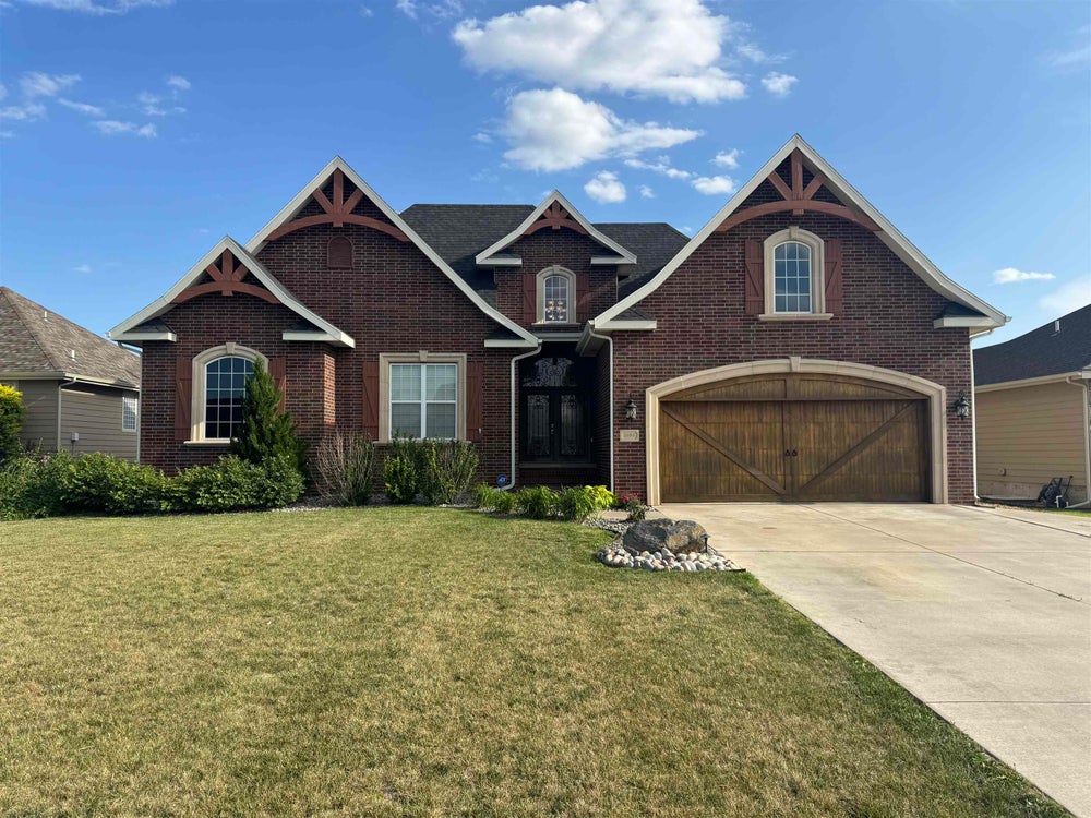 1404 W 45th Street, Hays, KS 67601 - MLS# 202742 - Coldwell Banker