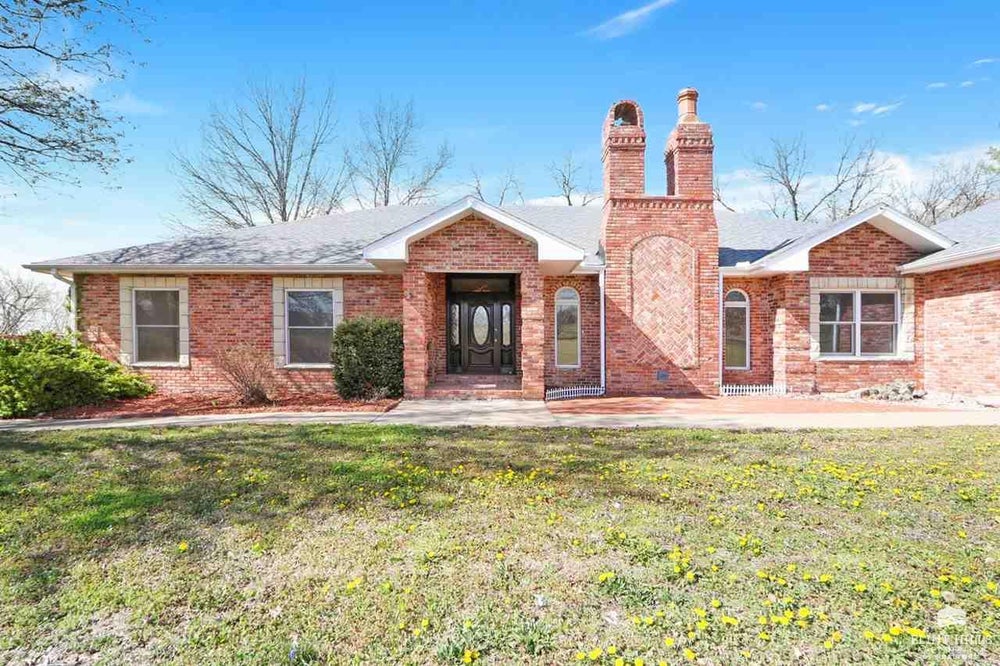 4400 Rockenham Rd Road, St. George, KS 66535 - MLS# 20240771 - Coldwell ...