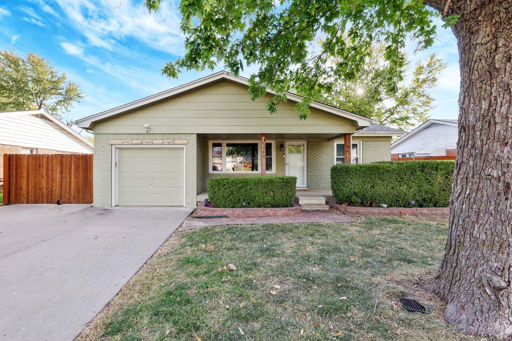 1240 N Georgie, Derby, KS 67037 - MLS# 650720 - Coldwell Banker