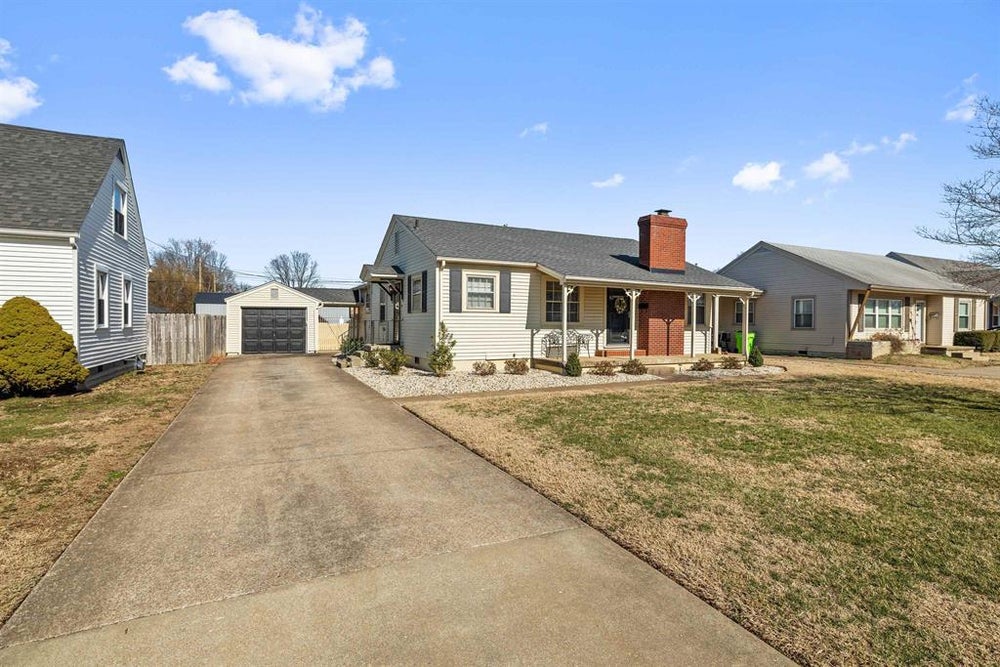 257 Cardinal Lane, Owensboro, KY 42303-0265 - MLS# 91726 - Coldwell Banker