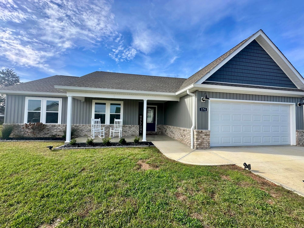 174 Lone Oak Drive, Somerset, KY 42503 - MLS# 24024168 - Coldwell Banker