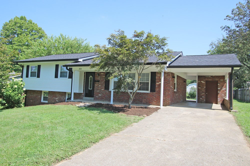 303 Arbolado Drive, Frankfort, KY 40601 - MLS# 25016326 - Coldwell Banker