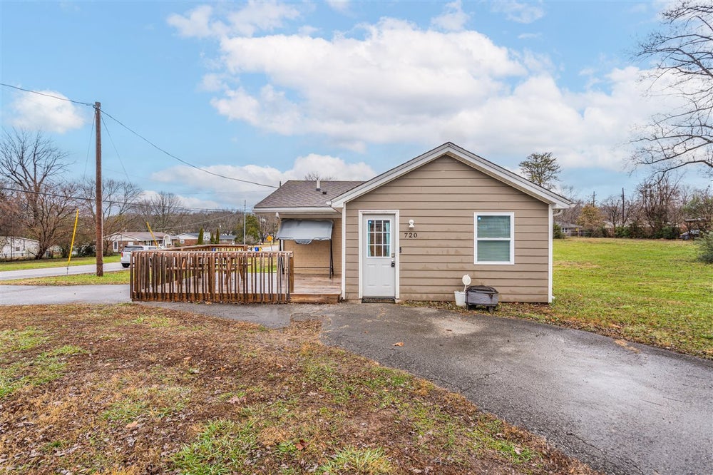 720 Glen Lily Road, Bowling Green, KY 42101 - MLS# RA20257133 ...
