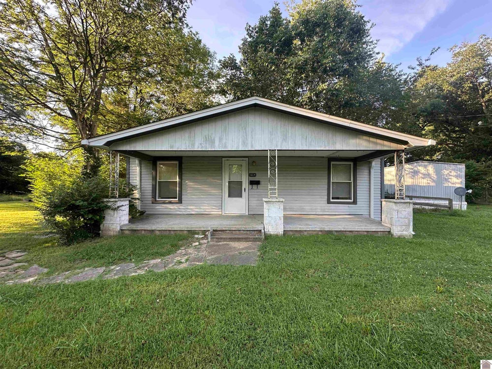 1207 Markham Avenue, Paducah, KY 42003 - MLS# 132758 - Coldwell Banker