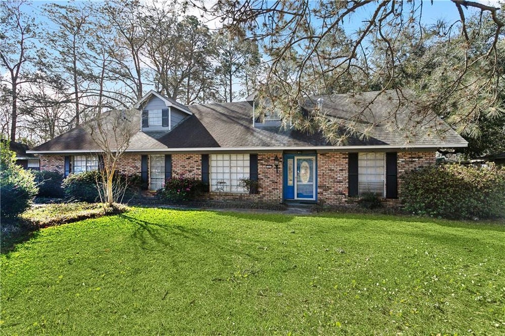 327 Landon Drive, Slidell, LA 70458 - MLS# 2483177 - Coldwell Banker
