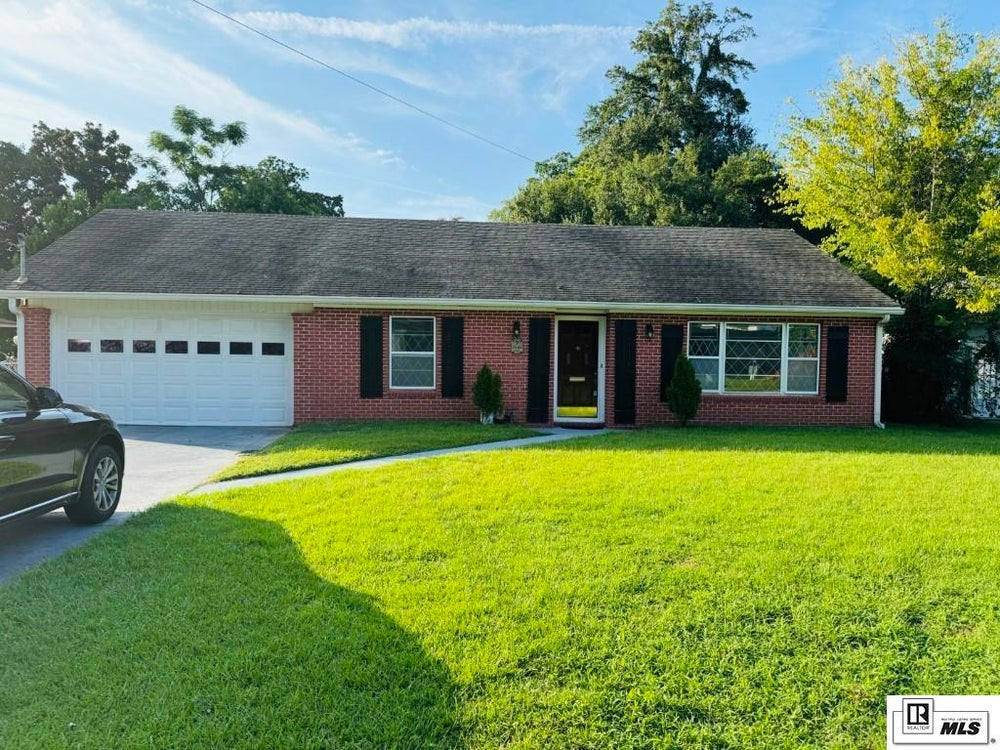 9 Stubbs Avenue, Monroe, LA 71201 - MLS# 216353 - Coldwell Banker