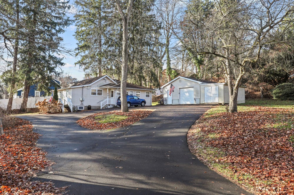 944 S Route 9w, Congers, NY 10920 - MLS# 802802 - Coldwell Banker