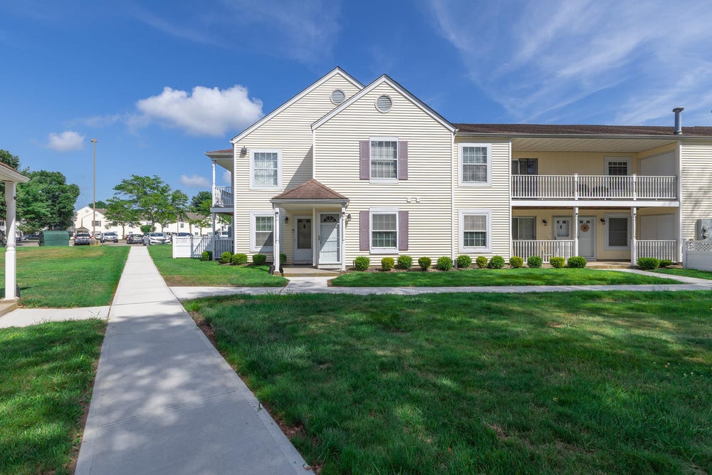 94 Fairview Circle, Middle Island, NY 11953 - MLS# 890286 - Coldwell Banker