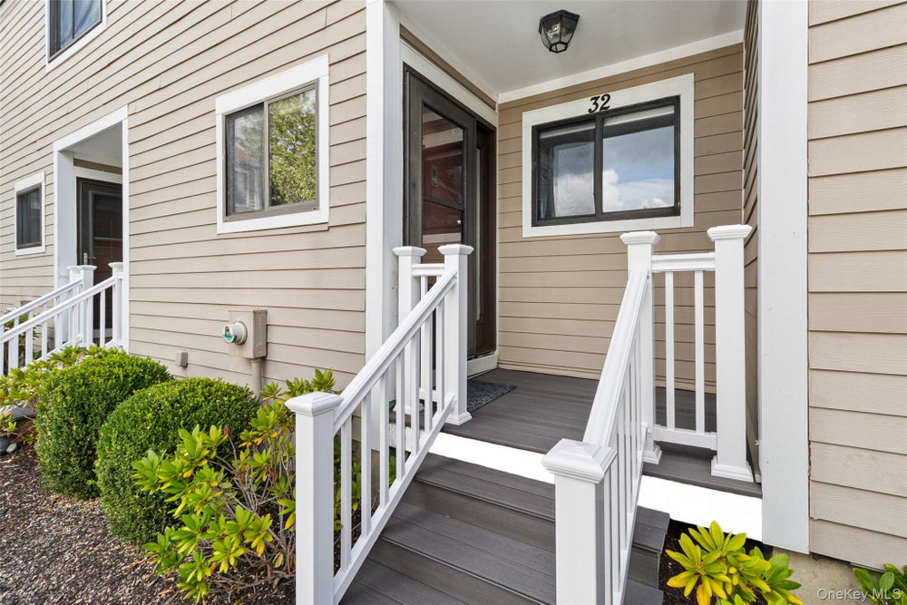 32 Park Drive, Mount Kisco, NY 10549 - MLS# 903820 - Coldwell Banker