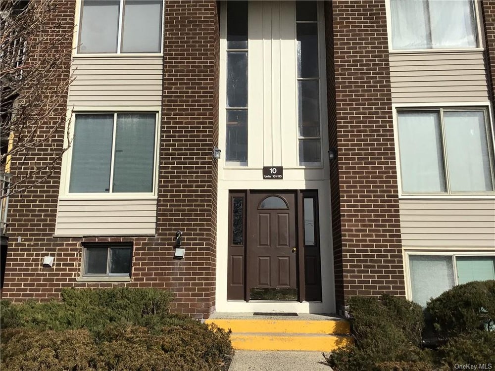 109 Country Club Lane #109, Pomona, NY 10970 - MLS# H6223373 - Coldwell ...