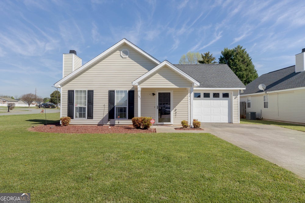 101 Albert Court, Warner Robins, GA 31093 - MLS# 10483893 - Coldwell Banker