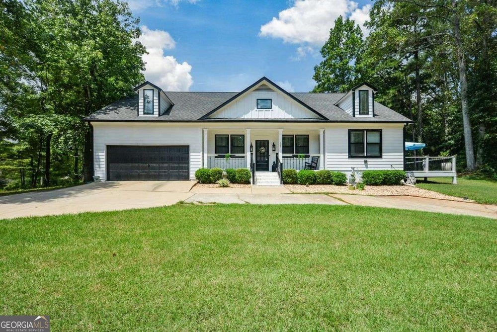 3145 S Elizabeth Drive, Douglasville, GA 30135 - MLS# 10577411 ...