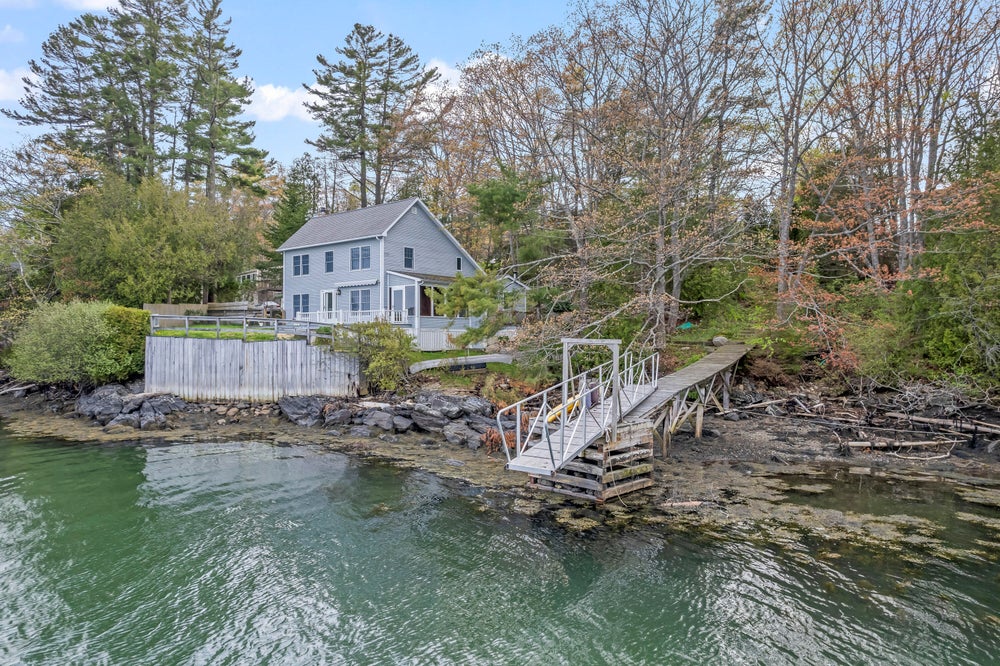 27 South Dyers Cove Road, Harpswell, ME 04079 - MLS# 1589796 - Coldwell ...