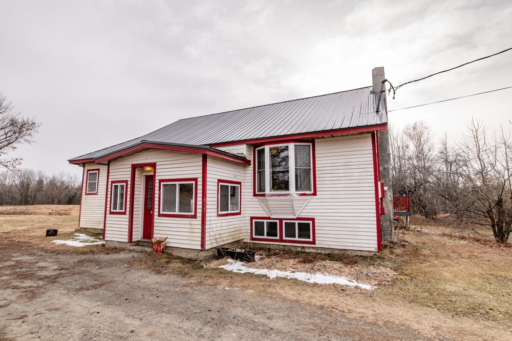 355 Old Town Road, Hudson, ME 04449 - MLS# 1612991 - Coldwell Banker