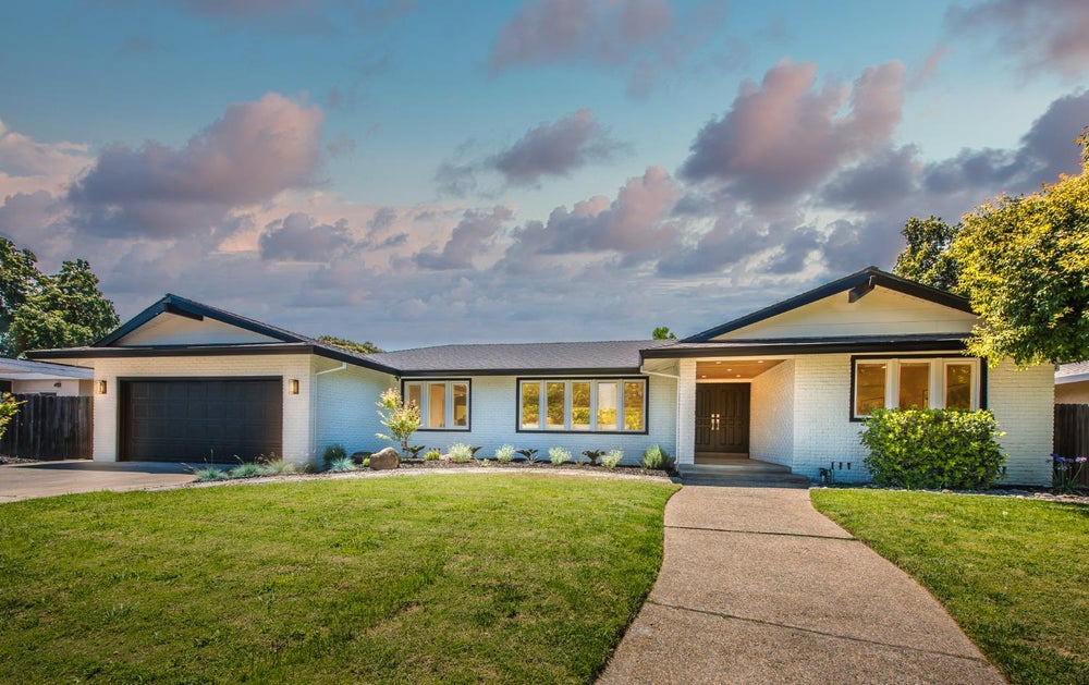 2812 American River Drive, Sacramento, CA 95864 - MLS# 225086207 ...