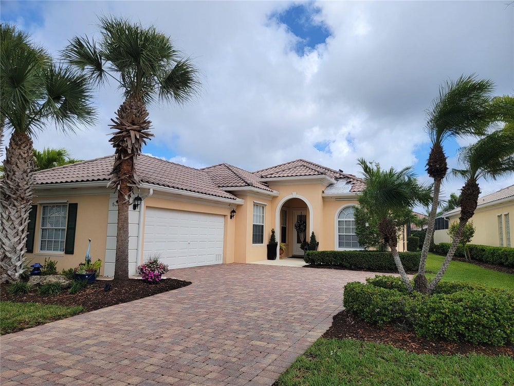 Address Withheld By Seller, Sarasota, FL 34238 - MLS# A4604708 ...